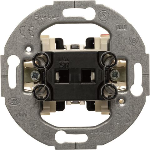 303601 Hager Strømbryter 3024281 | Staypro